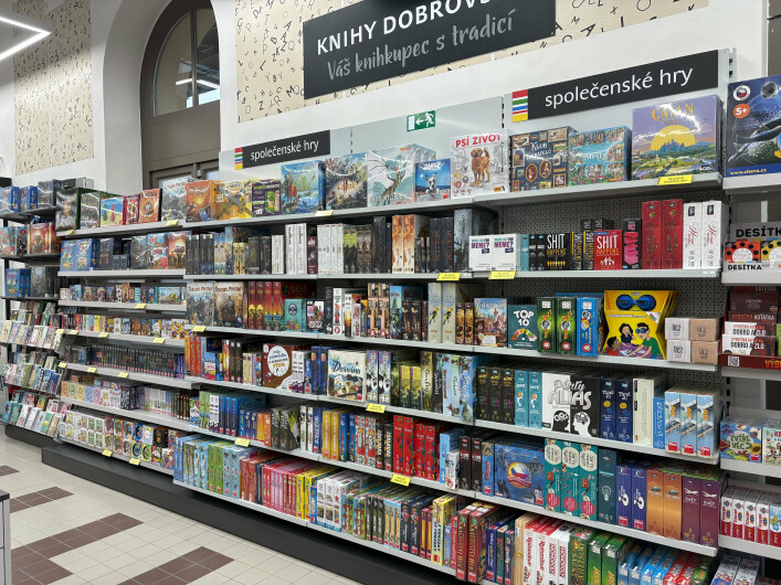 Knihkupectví Praha Masarykovo nádraží | Knihy Dobrovský